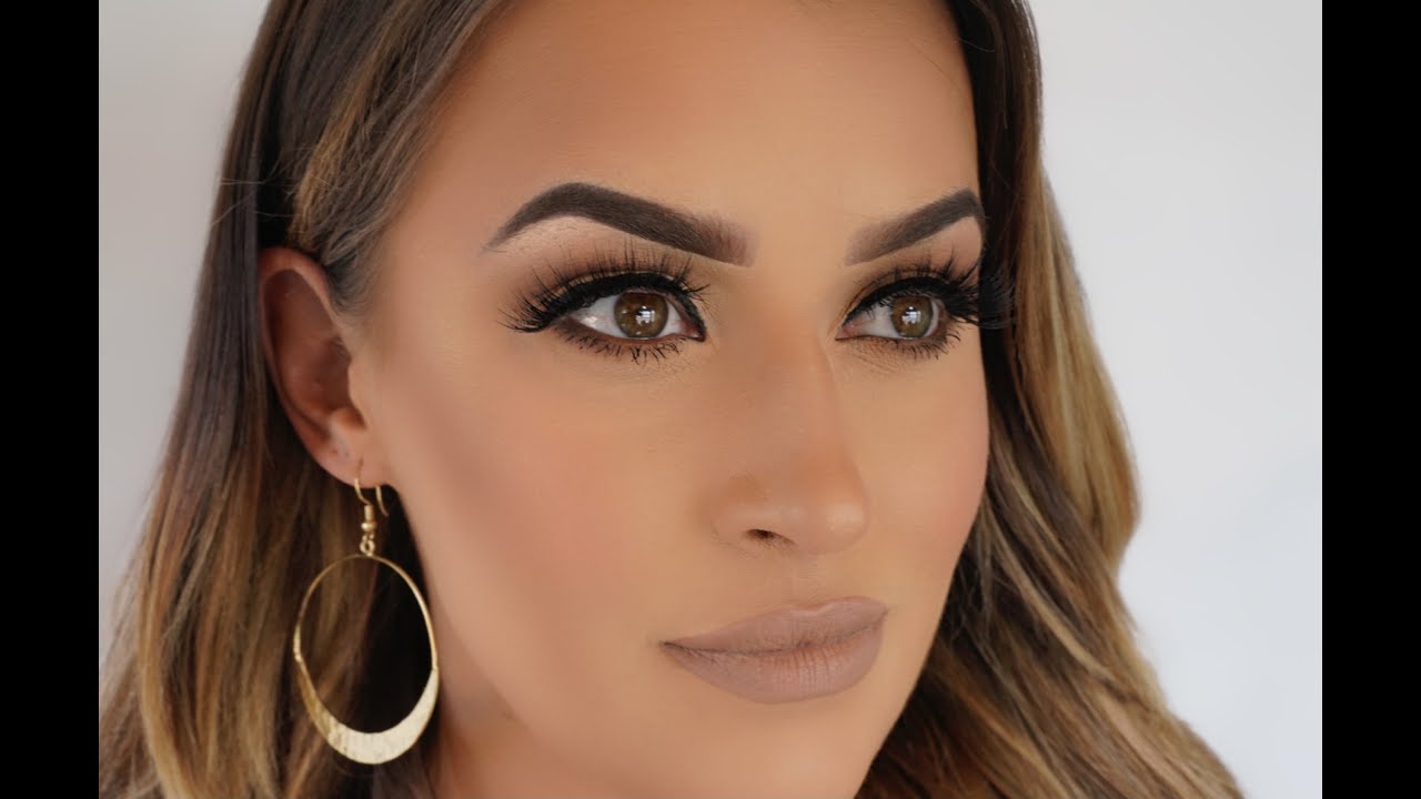 Step by step on how to apply false eyelashes - YouTube