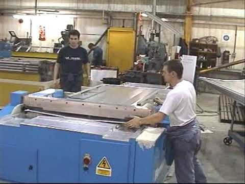 Firmac MDF with CGF1 Flanging System - YouTube