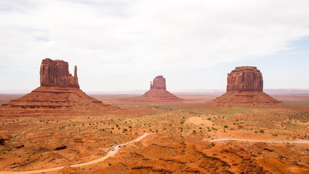 Valley Loop Drive, Monument Valley in 4K - YouTube