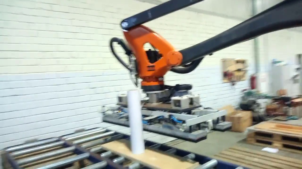 Kuka accuracy test - to be continued! - YouTube