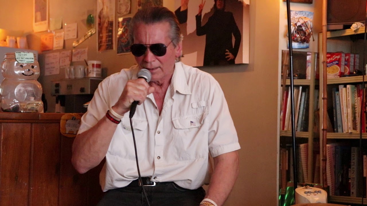 Joe Severino plays for Joe Sinatra ~ Fly Me To The Moon - YouTube