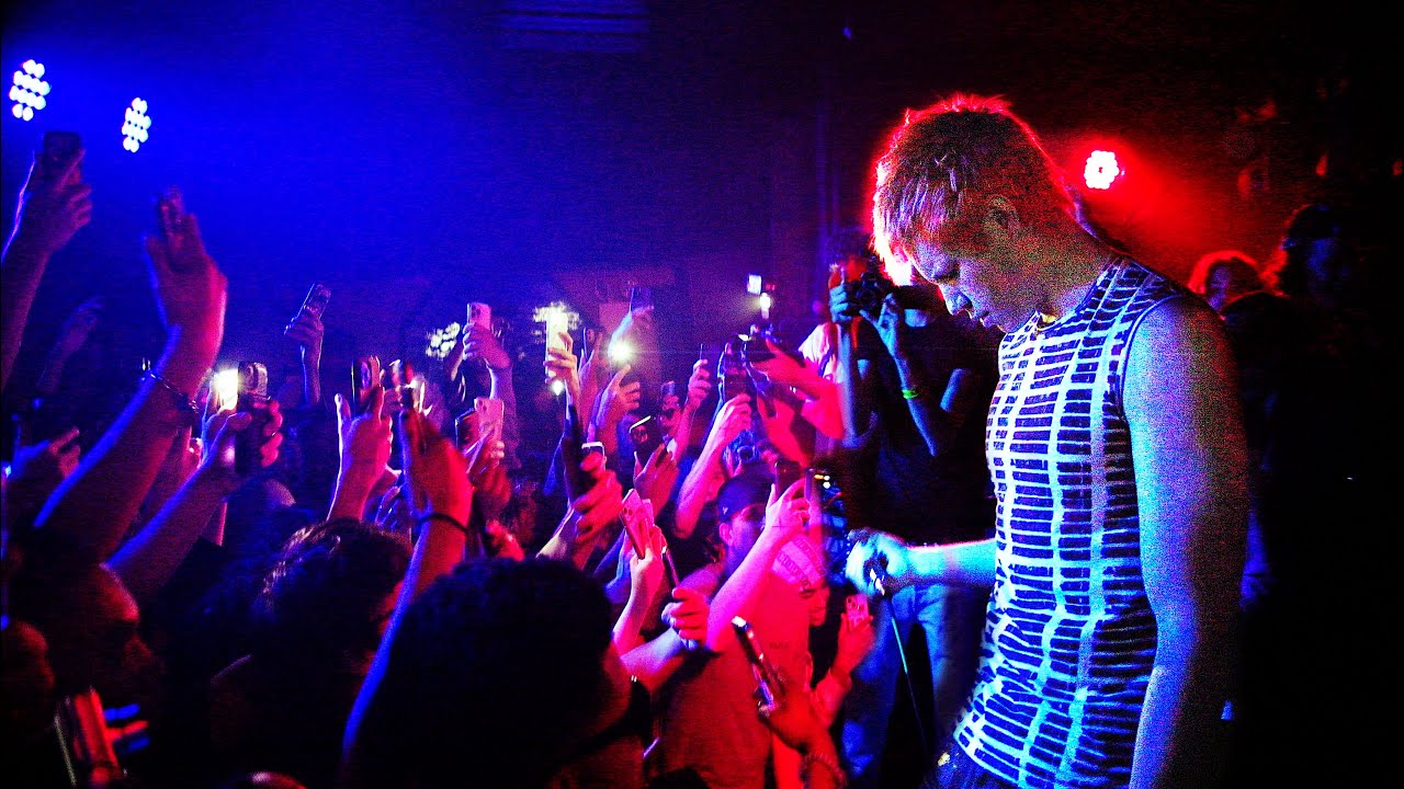 Brennan Jones First Sold Out Show in NYC - YouTube