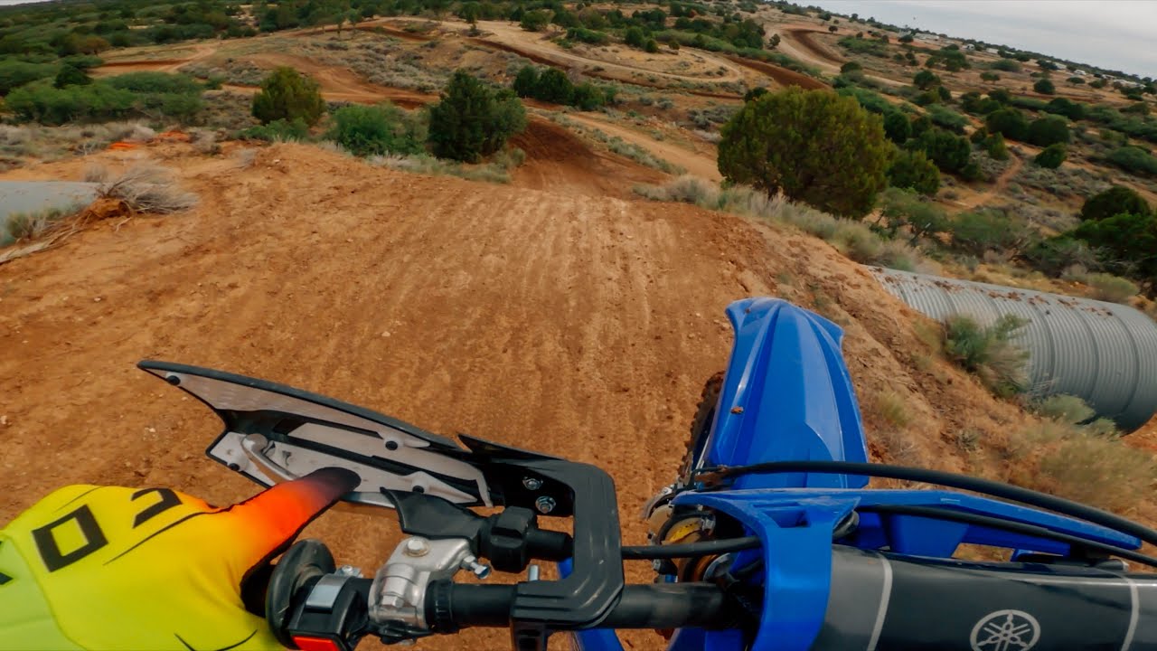 Riding Two Stroke on Epic Utah Desert Track! // Bull Hollow Raceway ...