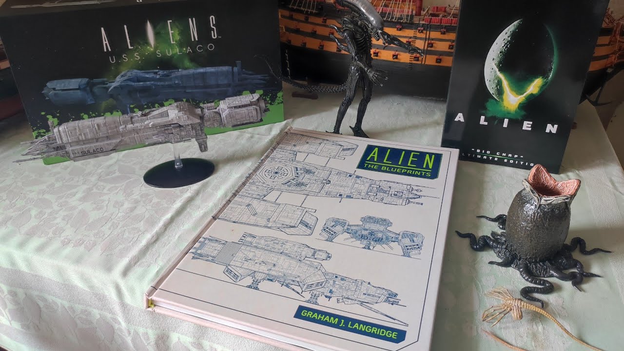 Alien- The Blueprints...Technical drawings of all the major ships and ...