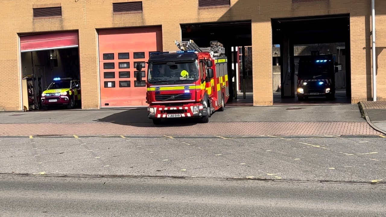 Leeds Fire Station Double Pump and Watch Commander Turnout | West ...