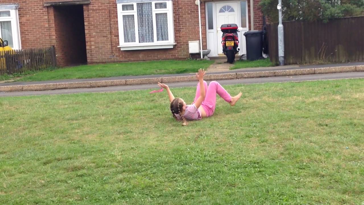 Random gymnastics😬 - YouTube