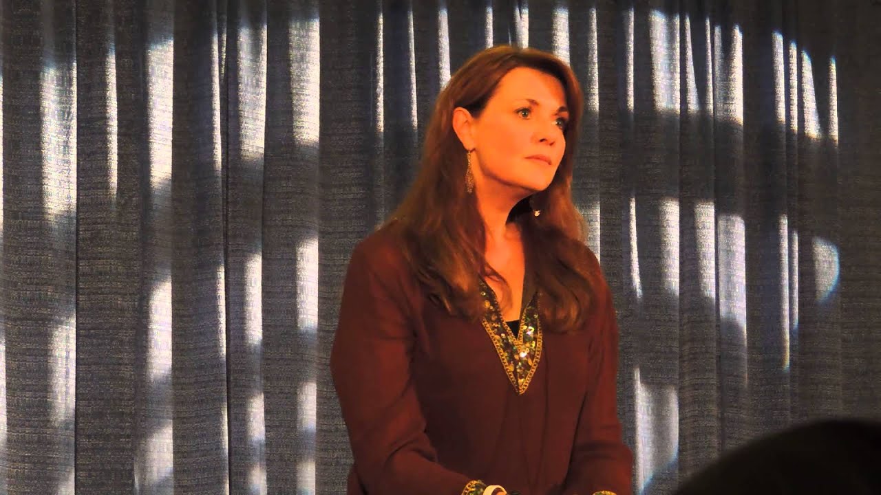 Amanda Tapping Sunday Panel Shore Leave 2013 Part 2 - YouTube