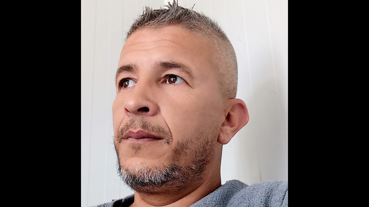 Diffusion en direct de abdeslem kemmouche - YouTube