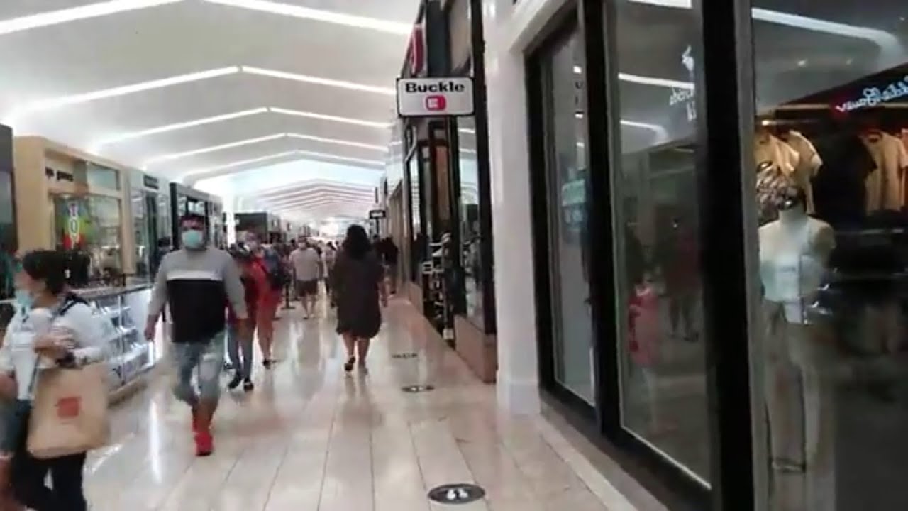 Walking through Westfield South Center Mall; Seattle, Washington 8/30 ...