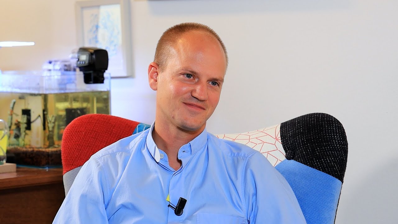 L'intervista - Don Claudio Tumolo - YouTube