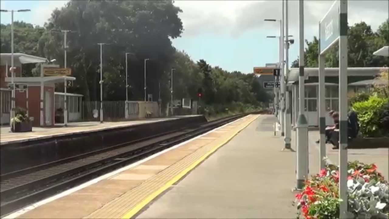 Trains at Hassocks Station - Tuesday 15th July 2014 - YouTube