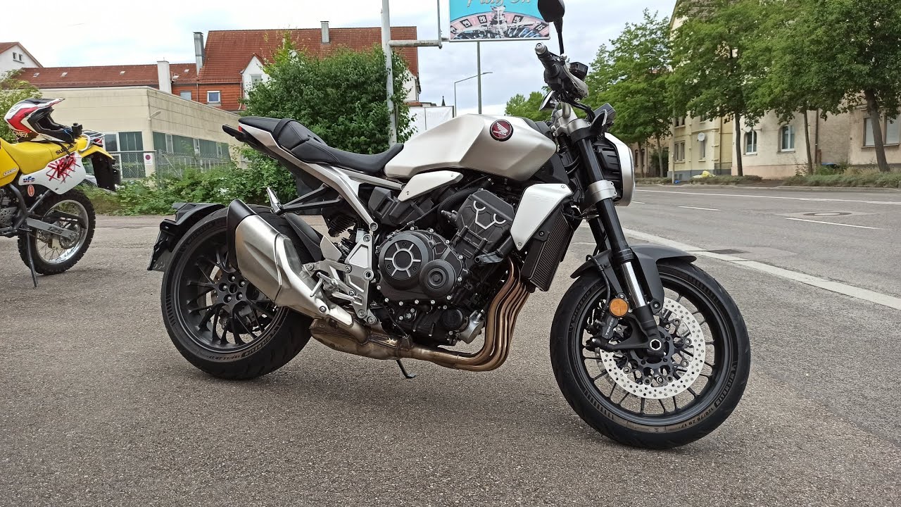 2022 Honda CB1000R Matt Beta Silver Metallic - YouTube
