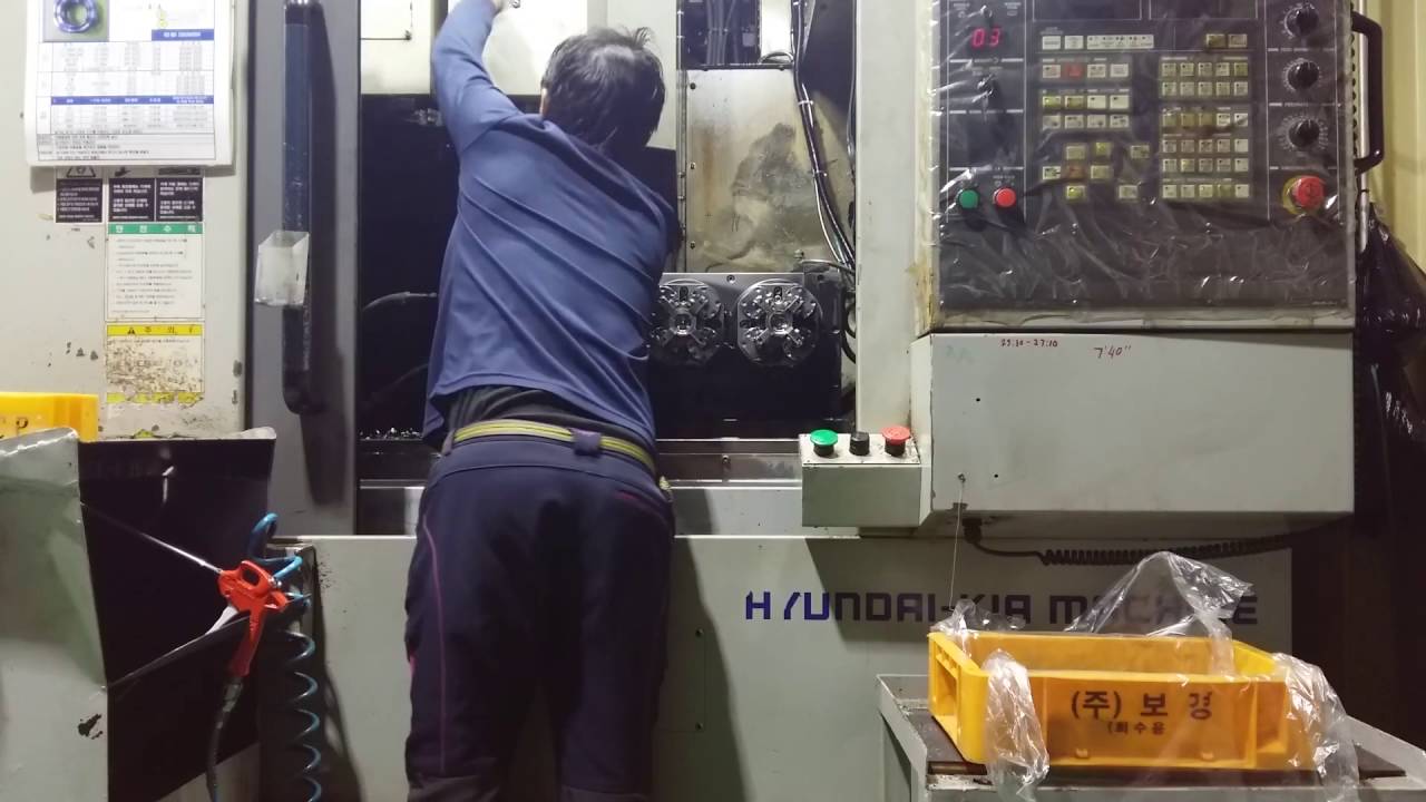 CNC MCT work in Korea - YouTube