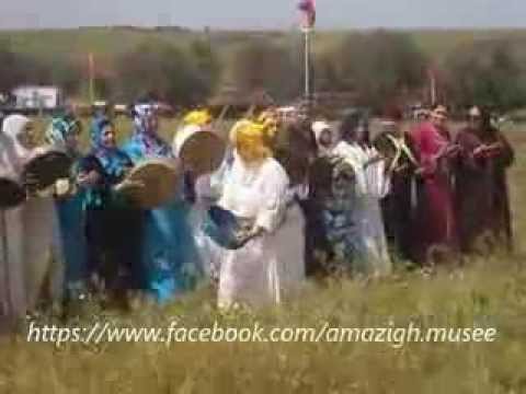 Aicha. El Mokhtar et Chrifa *makigan cha* - YouTube