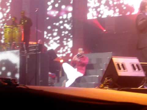 Aventura - Mi corazoncito (Concierto de Aventura en Puerto Rico) - YouTube