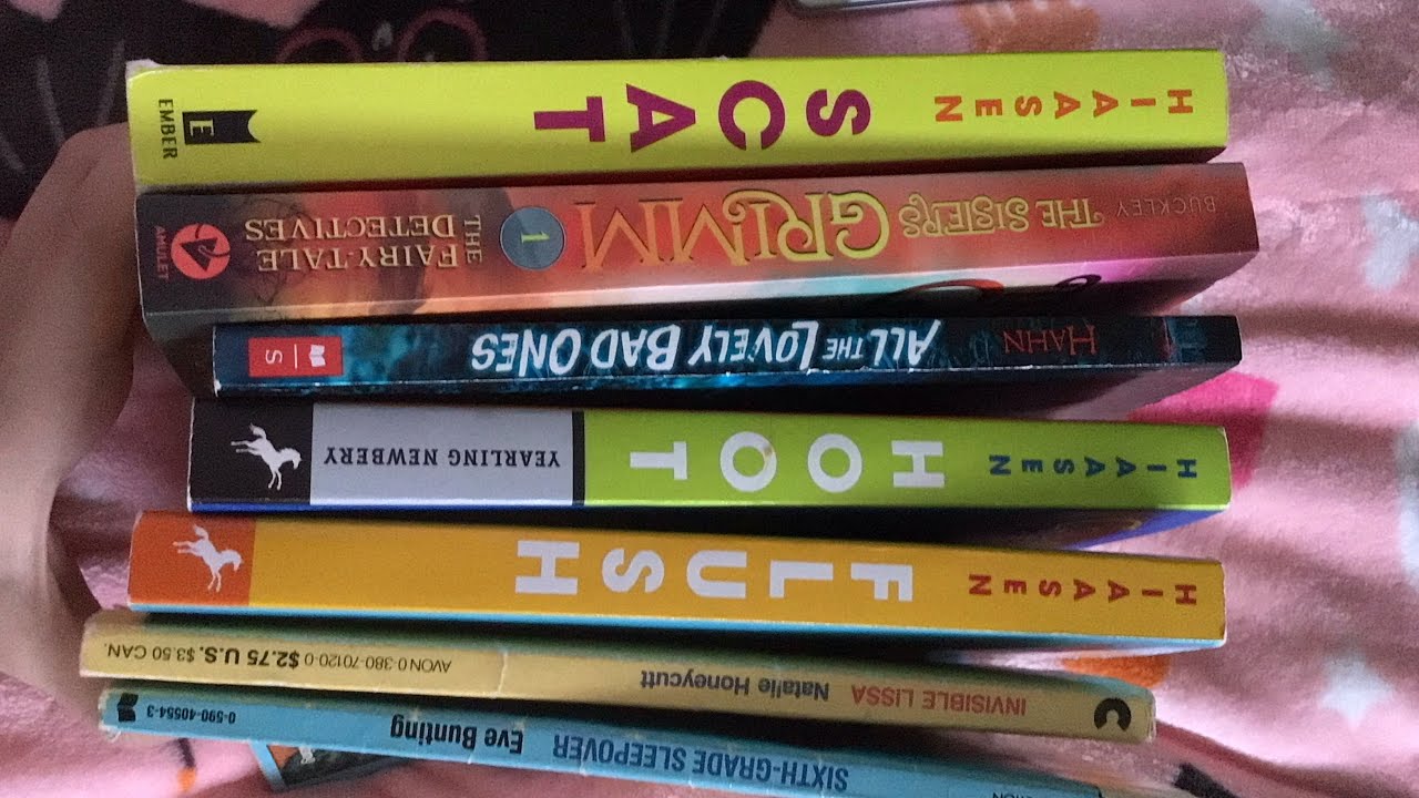 Reviewing random books😨 - YouTube