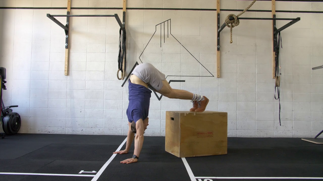 Handstand Hold on Box - YouTube