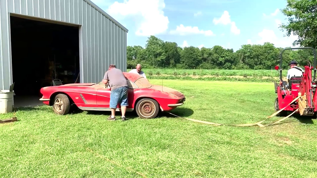 Original 1962 Corvette Barn Find Video 2 First Day Light Since the 80s ...