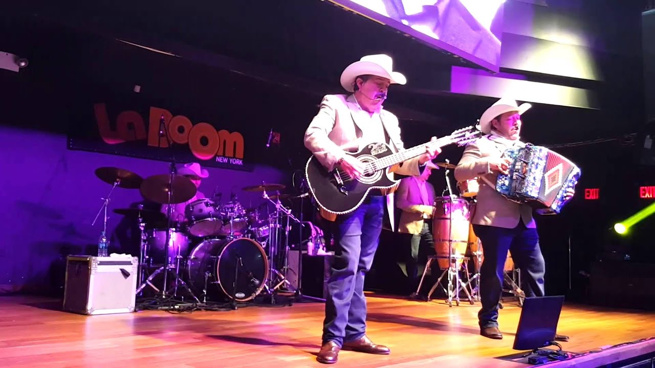 Grupo pesado New York 2015 mix - YouTube