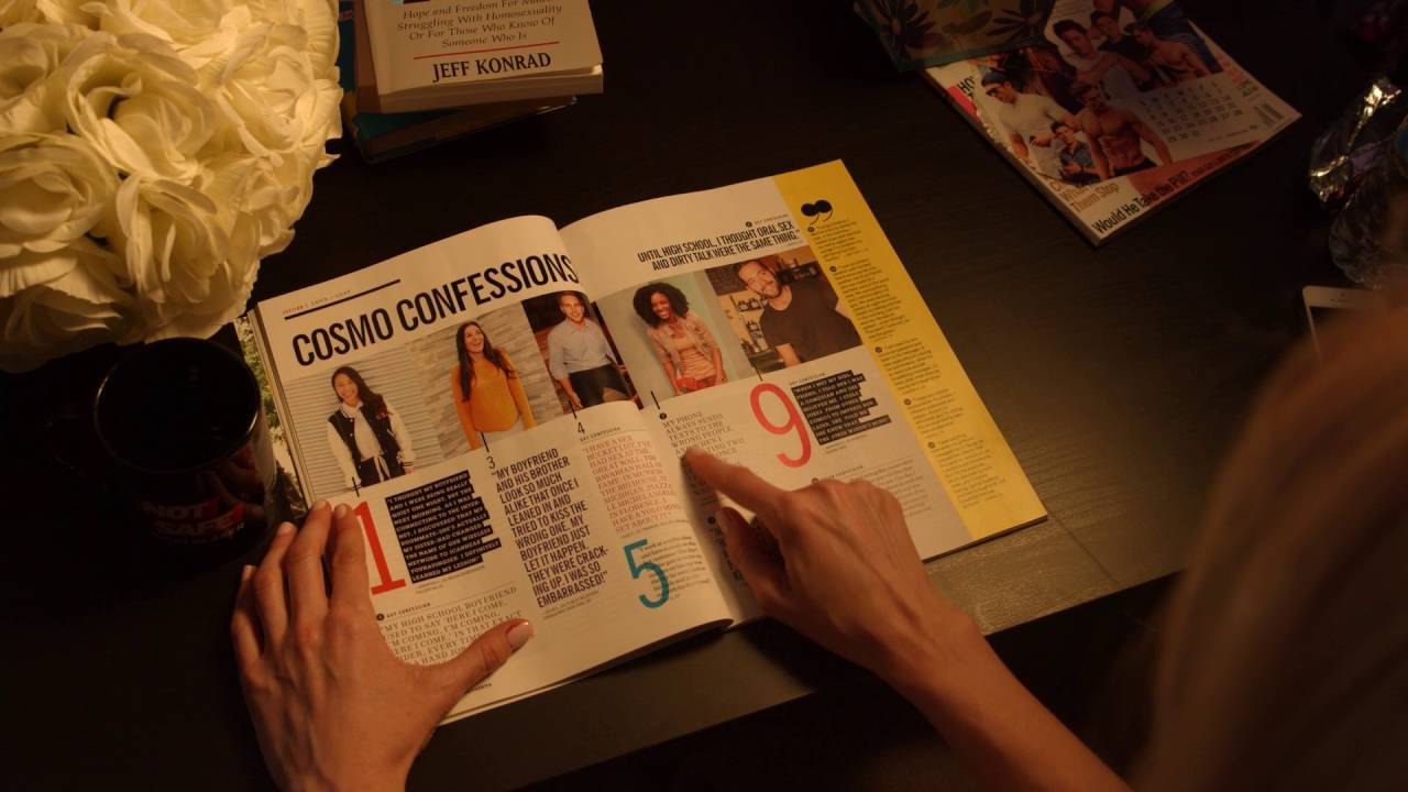 ASMR || Cosmopolitan Magazine Reading || Whisper - YouTube