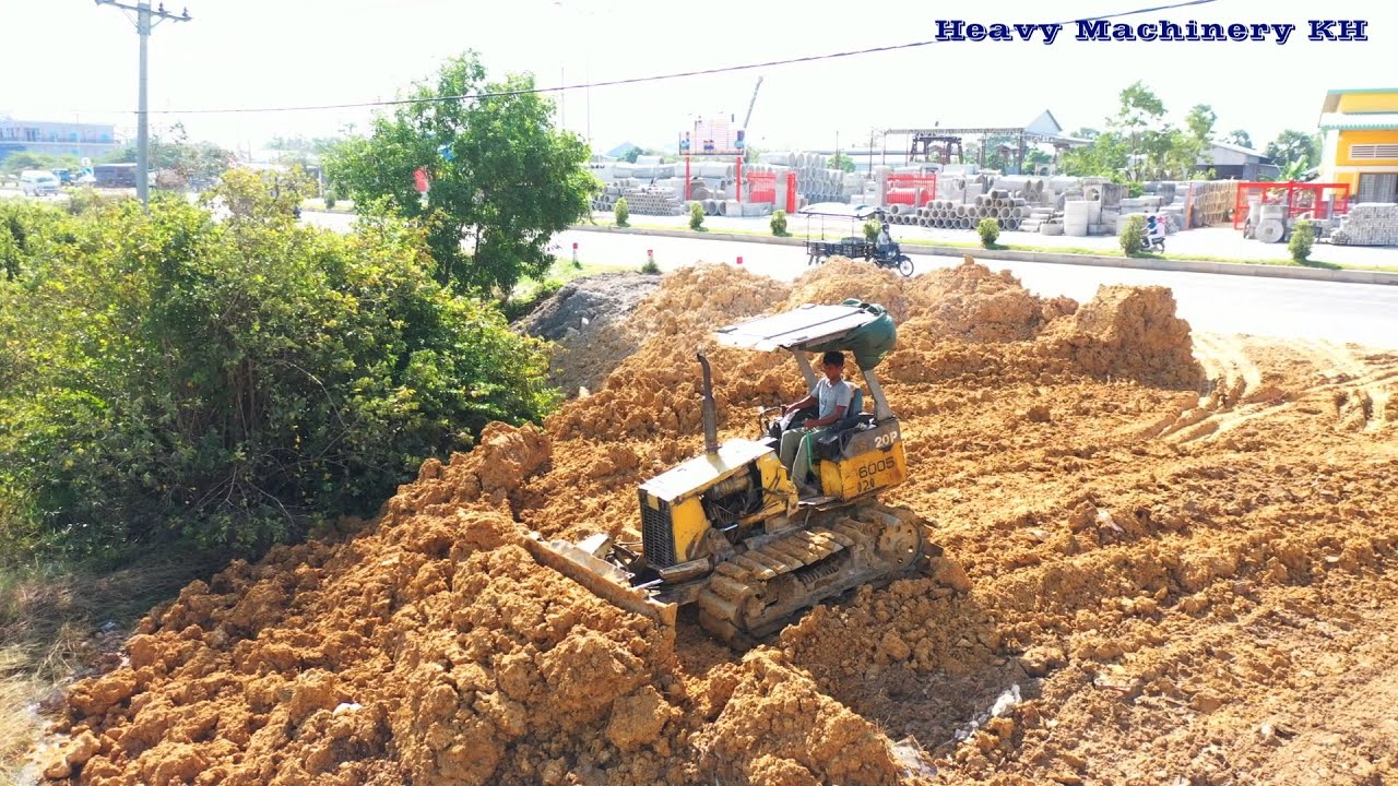 Incredible Skill Operator Mini Dozer Pushing Soil And Mini Dump Truck ...