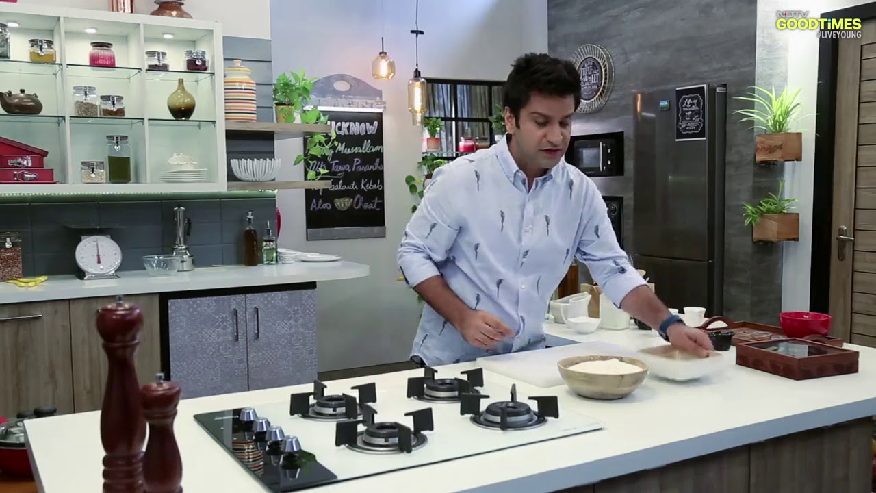 ULTA TAWA PARATHA BEST RECIPE BY BEST INDIAN CHEF KUNAAL KAPOOR - YouTube