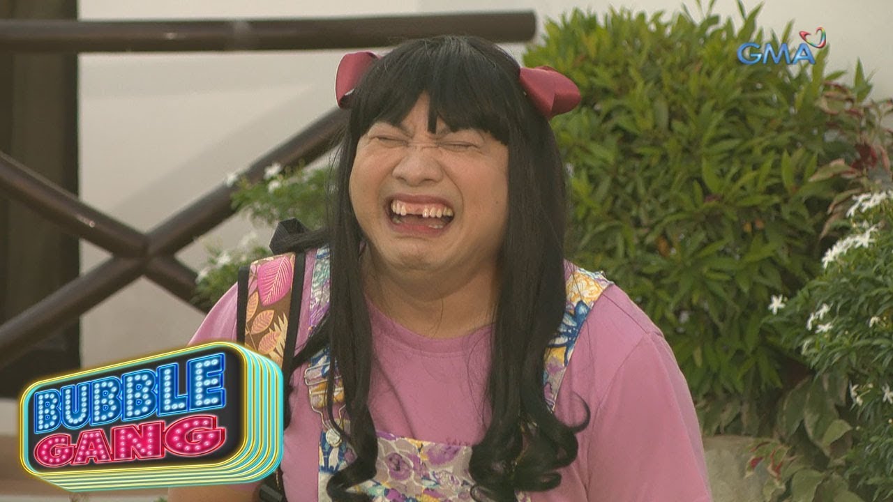 Bubble Gang: Summer kaartehan a la Bea Bangenge - YouTube