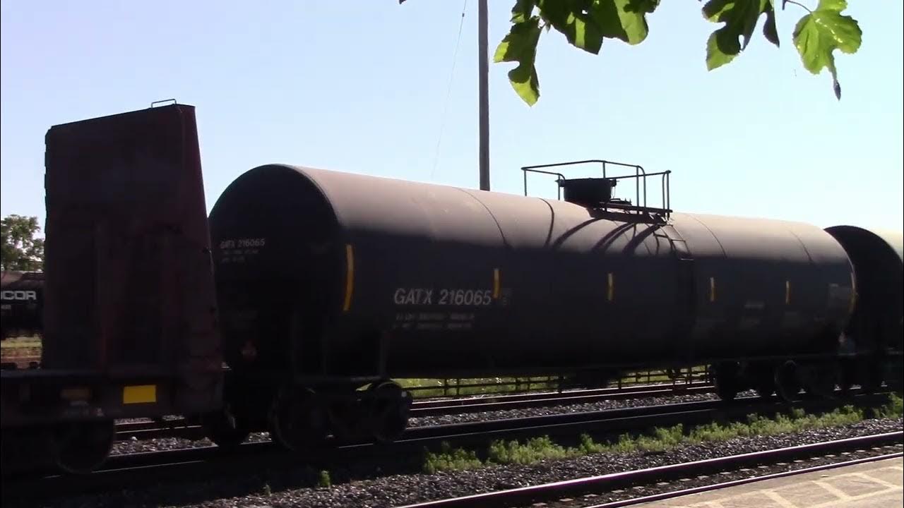 CN 3211 CN 2786 EB Sarnia Ontario through the Strathroy Sub 8/11/2022 - YouTube
