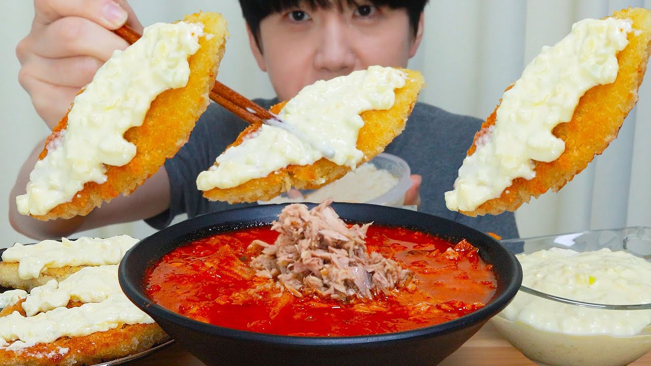 참치 김치찌개에 생선가스는 너무 맛있어.. Tuna kimchi stew, fish cutlet asmr mukbang ...