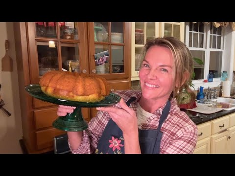 Experience the Joy of Holiday Baking with Two Festive Treats - YouTube