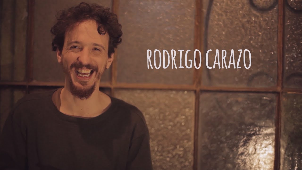 # 23 "Una Luna" - Rodrigo Carazo (Especial Festival Elefante en la ...