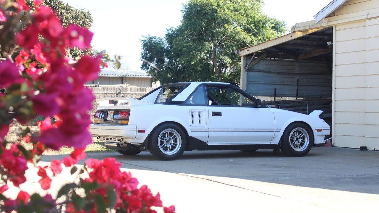 Toyota Mr2 AW11 Classic car walk-around #toyota #mr2 - YouTube