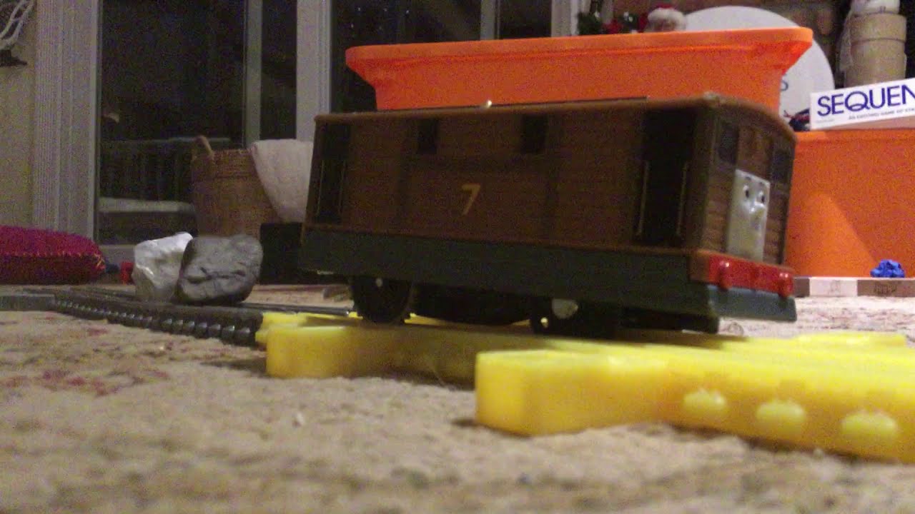 Toby Feels Left Out Trackmaster Crash - YouTube