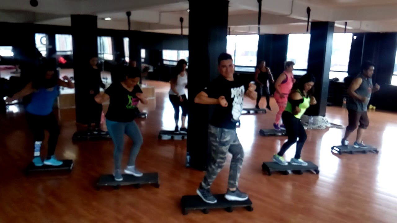 La vecinita duranguense performance Dance Step Alive by Alejo ...