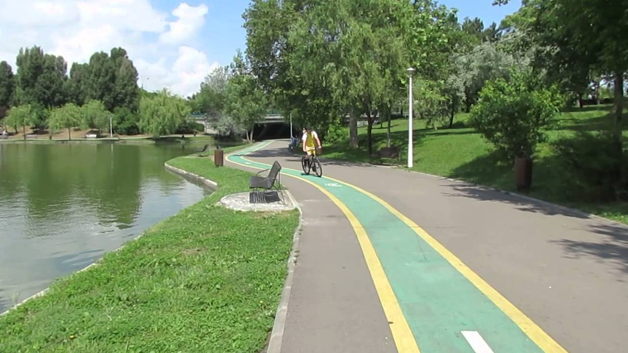 Places to visit in Bucharest (Titan Park) - YouTube