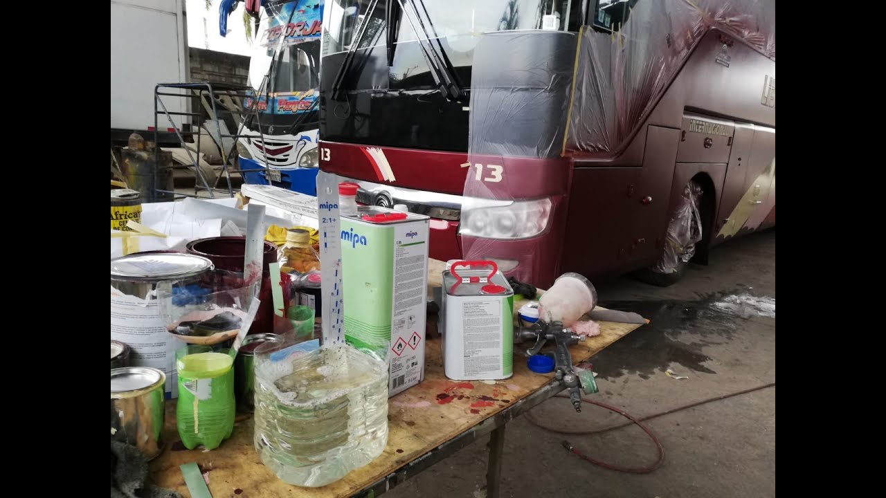 Acabado final del bus con Barniz C85 HS de Mipa - YouTube