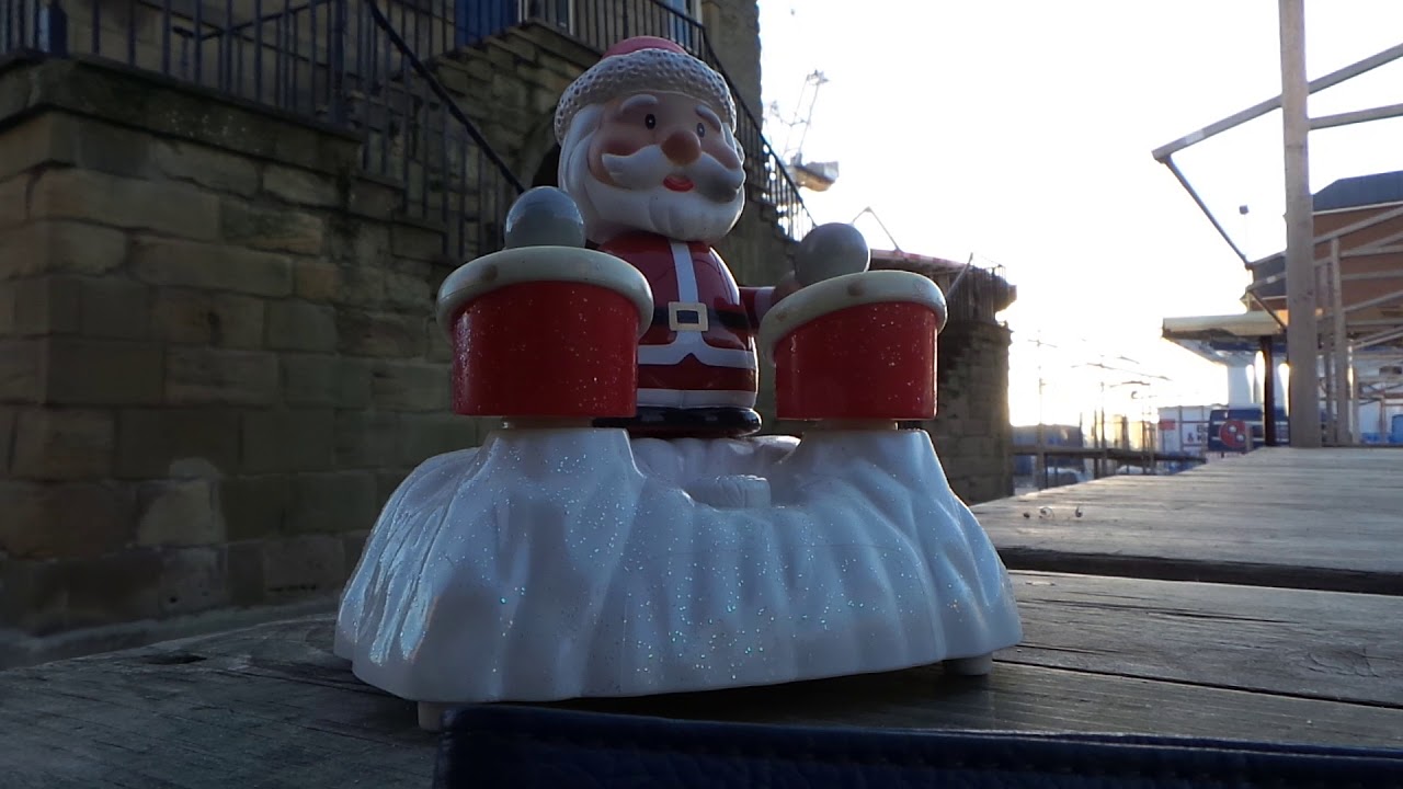 drumming santa playing Joy to the World 20151119 151439 at the old town ...