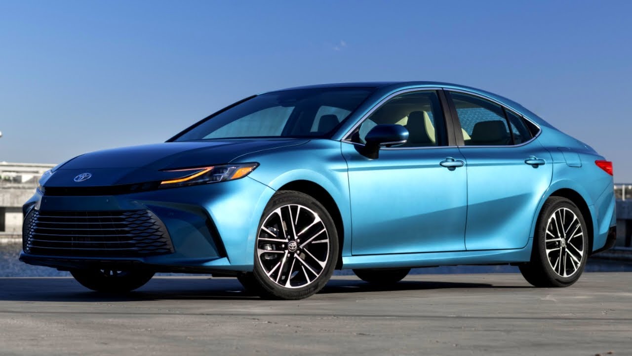 New 2026 Toyota Camry XLE AWD (Ocean Gem) - Driving, Exterior, and ...