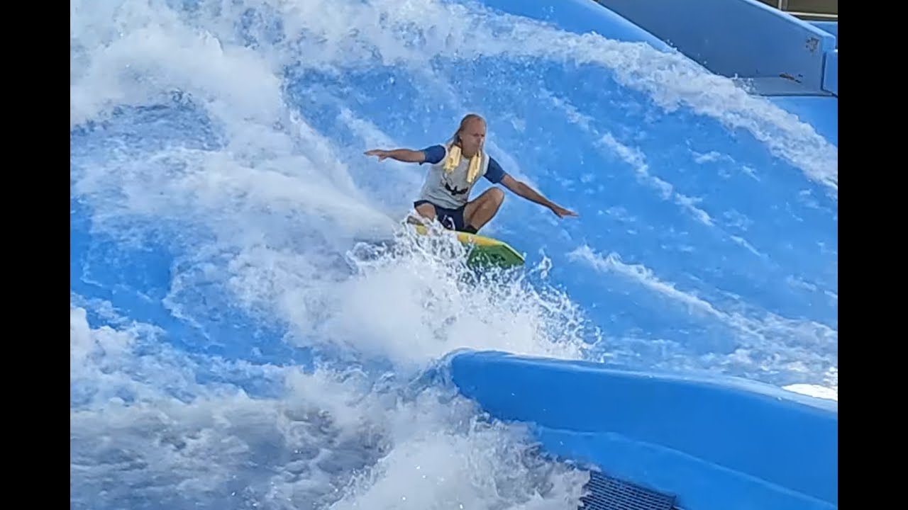 flowrider - Mark at Soak City, Kings Island (2022) - YouTube