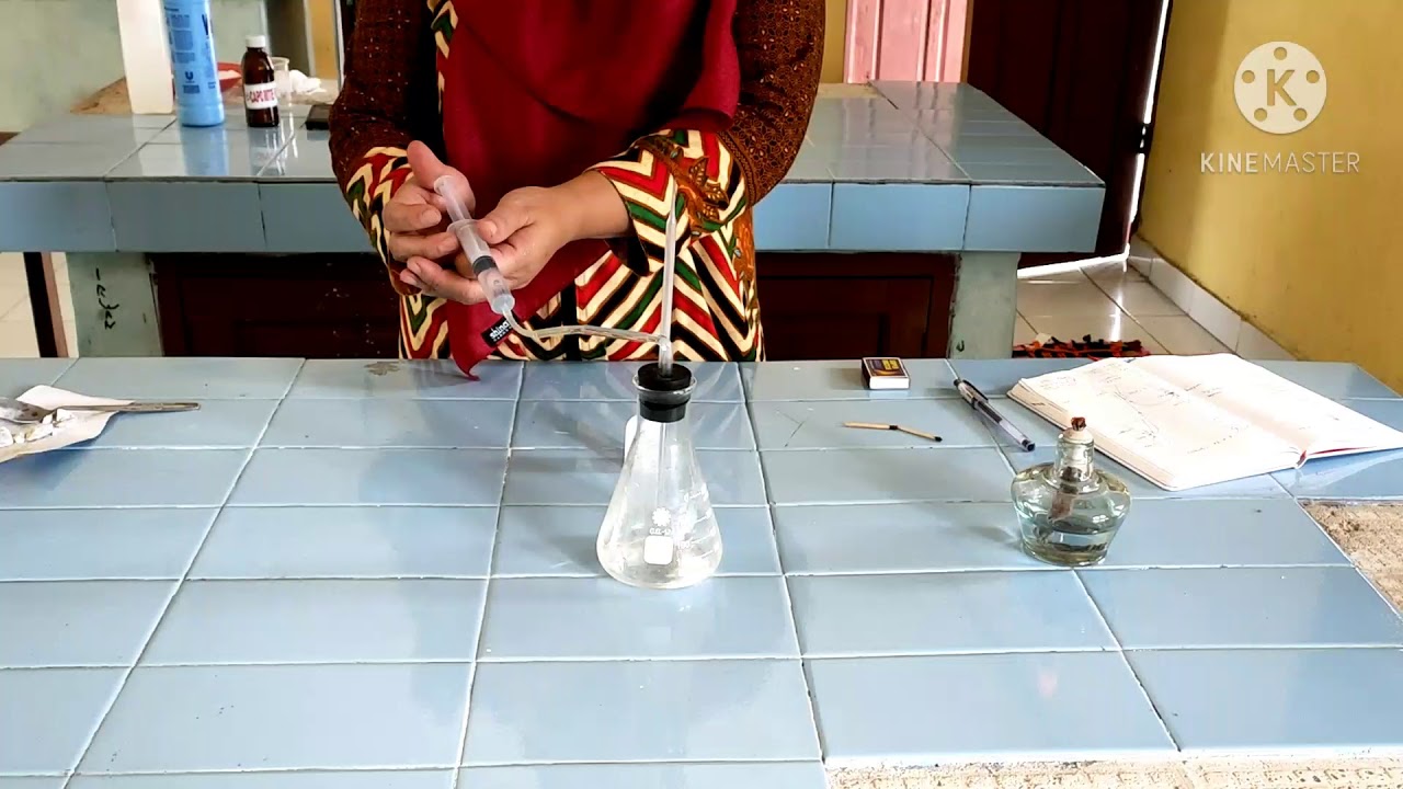 Pembuatan lampu menggunakan gas asiteline - YouTube