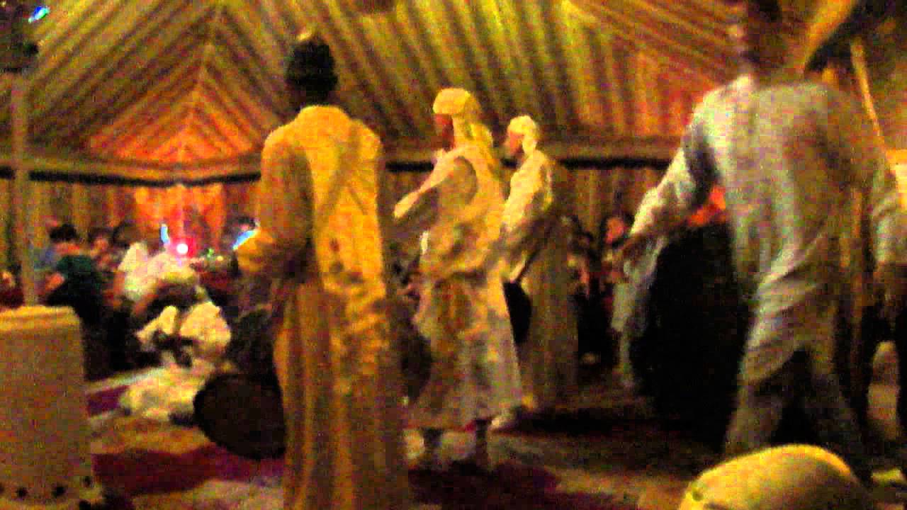 dance gnawa - YouTube