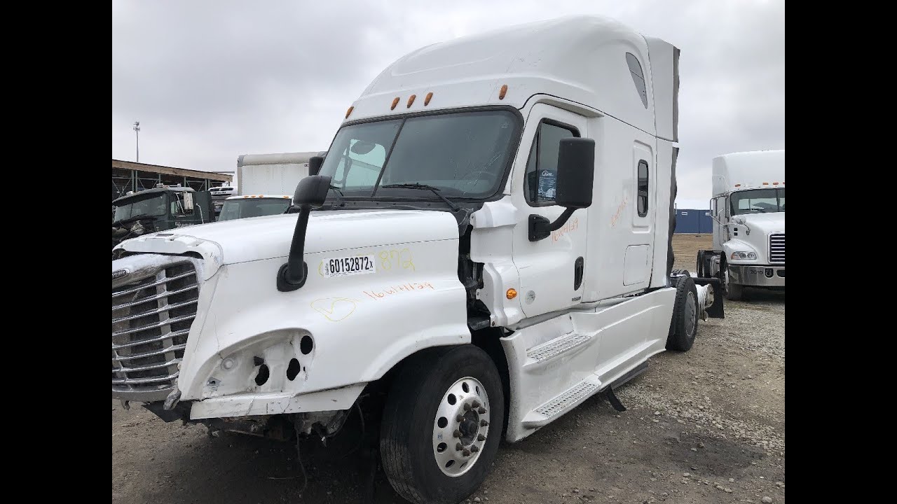 2016 Freightliner CASCADIA - Parts Unit 16WH129 - YouTube