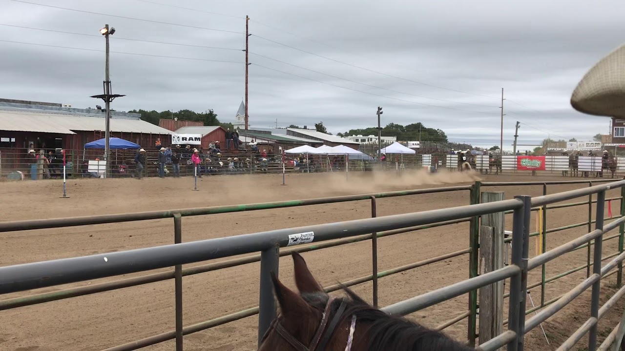 Outlaw Pole Bending - YouTube