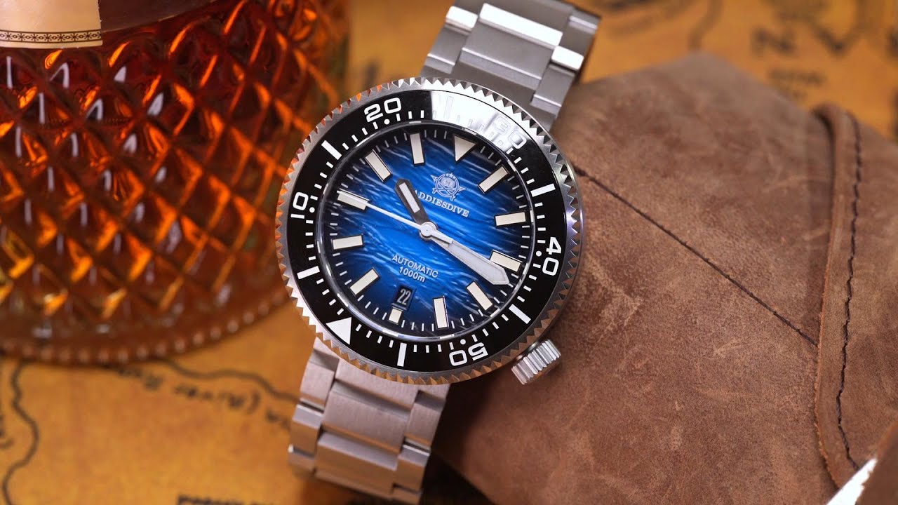 Why Watch Collectors Are RUSHING To Buy This ADDIESDIVE puck-style ...