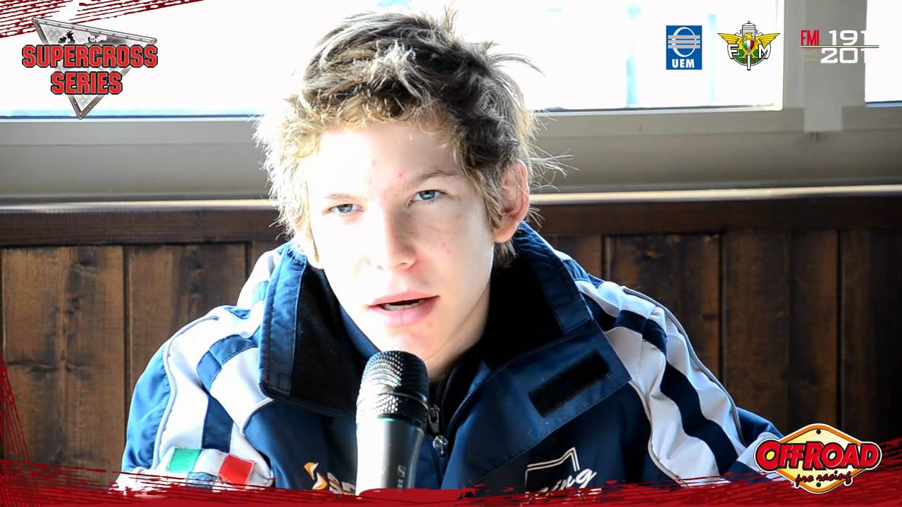 Intervista WALKER Kade - YouTube