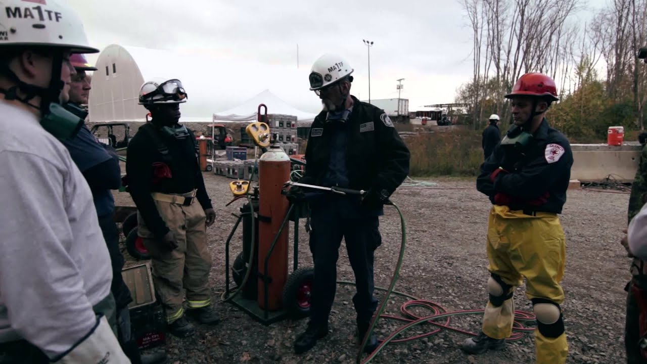 MA-TF1 Urban Search & Rescue Structural Collapse Training - YouTube
