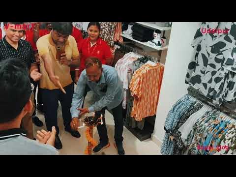 V-mart shopping mall opening today 24/9/2024in Udaipur Tripura - YouTube