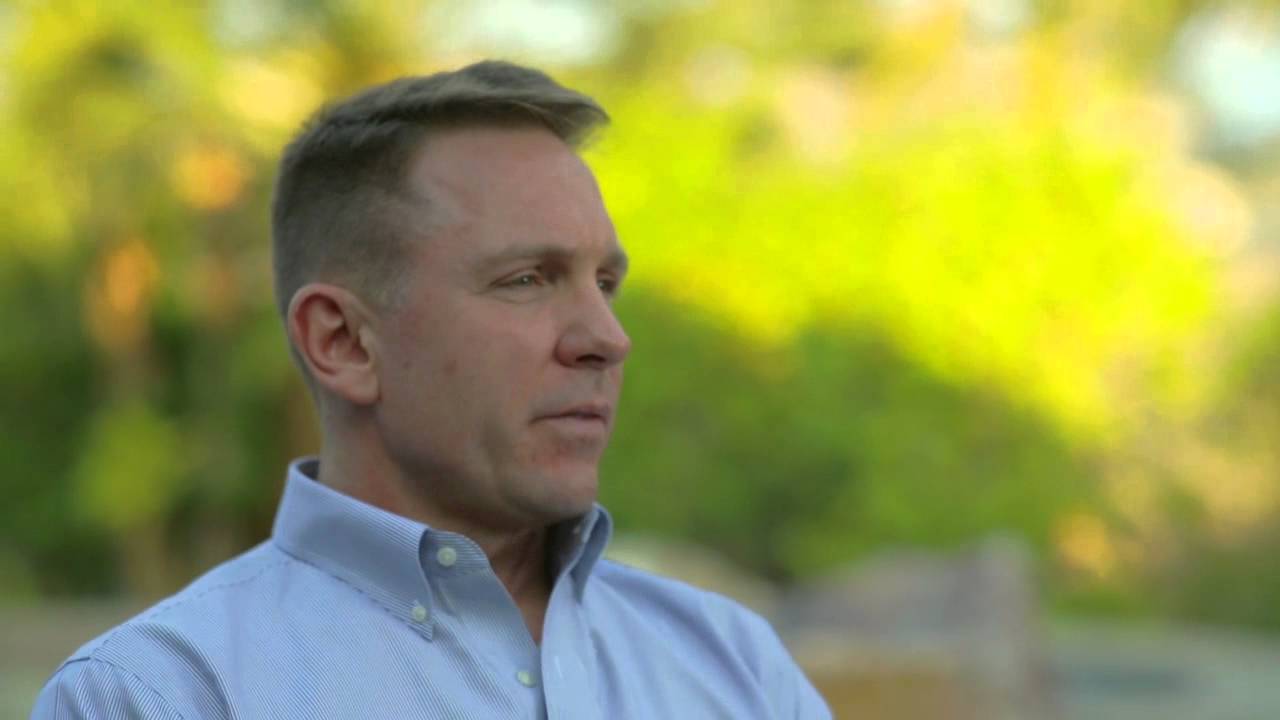 Carl Bennett, Deloitte | Logi-Serve's Compelling User Experience - YouTube