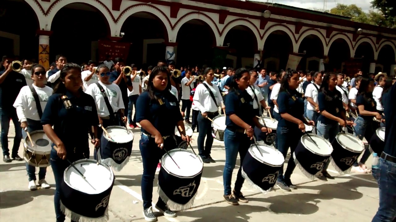 Banda de guerra Cbta 131 Santiago Juxtlahuaca - YouTube
