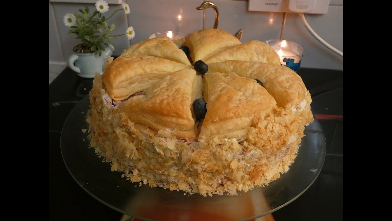 Super Tasty Puff Pastry Cake - Happy New Year - YouTube